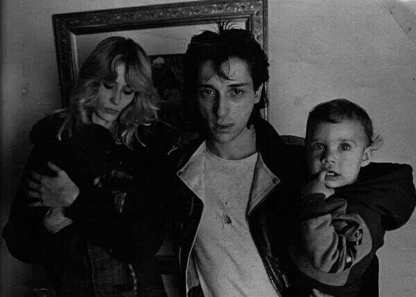 Johnny Thunders family photos – BONGORAMA.COM